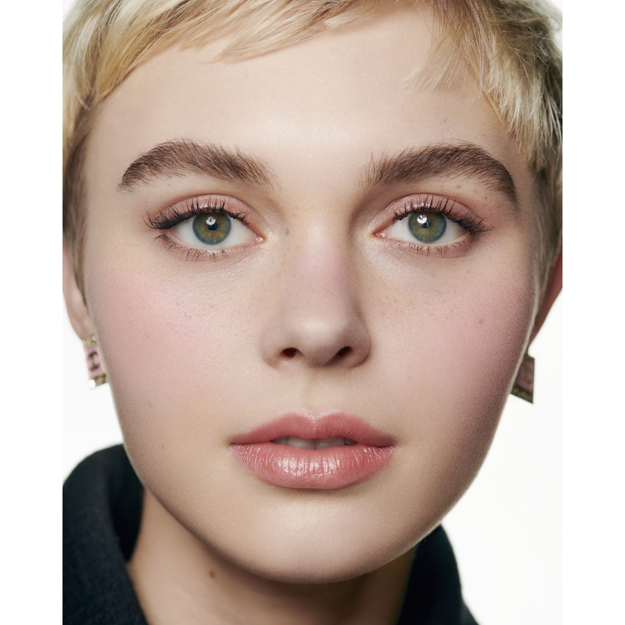 CHANEL POUDRE BLUSH ILLUMINATRICE | DOUGLAS