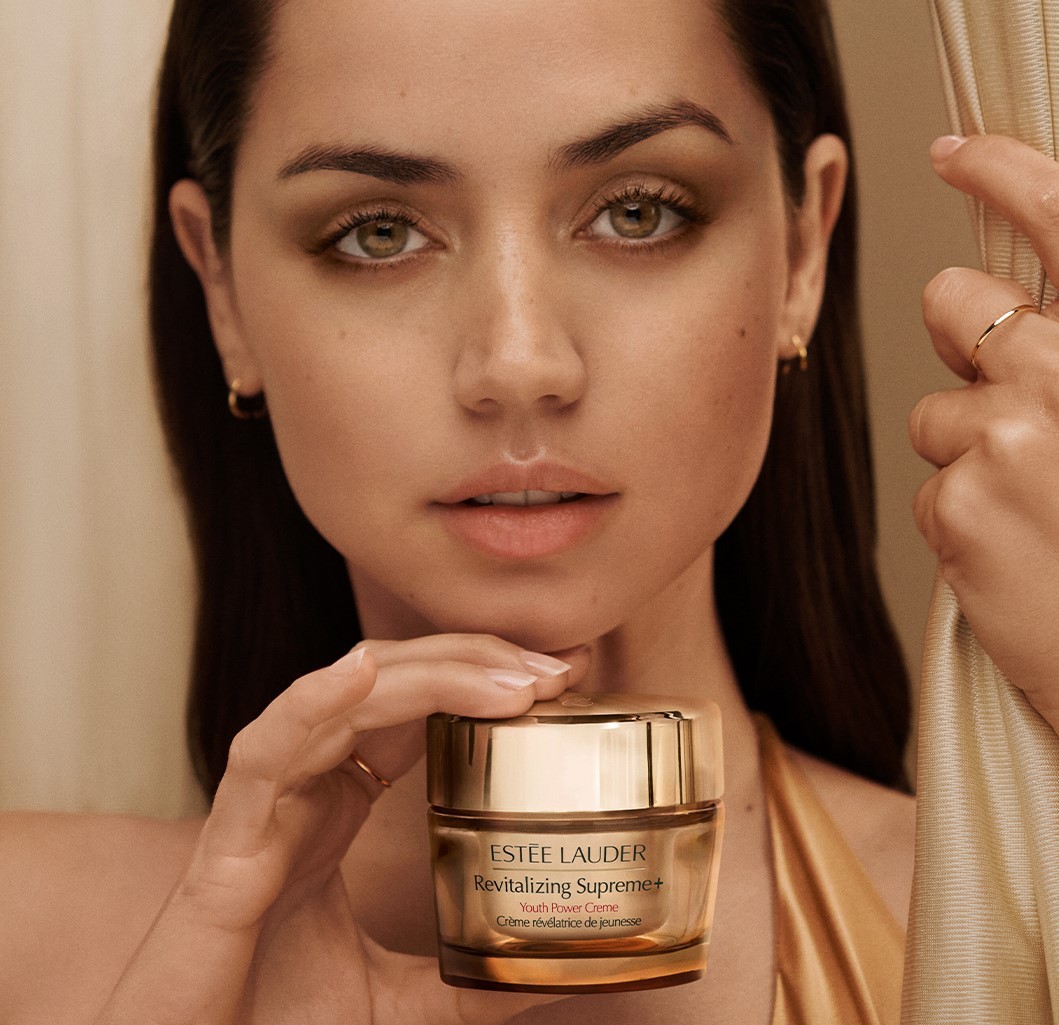 Estée Lauder Revitalizing Supreme+ Youth Power Creme | DOUGLAS