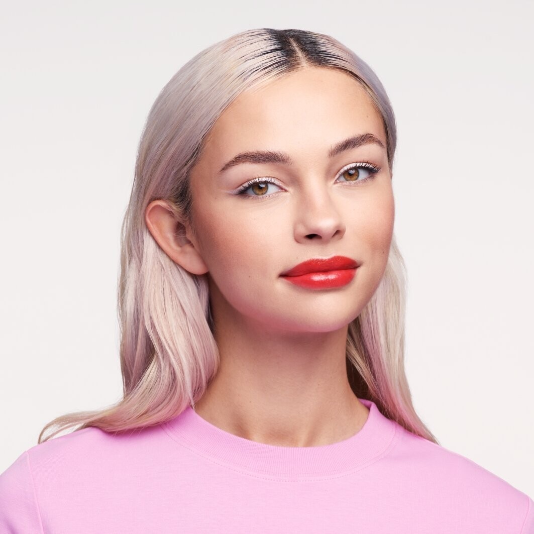 Essence Hydrating Lip Tint Douglas